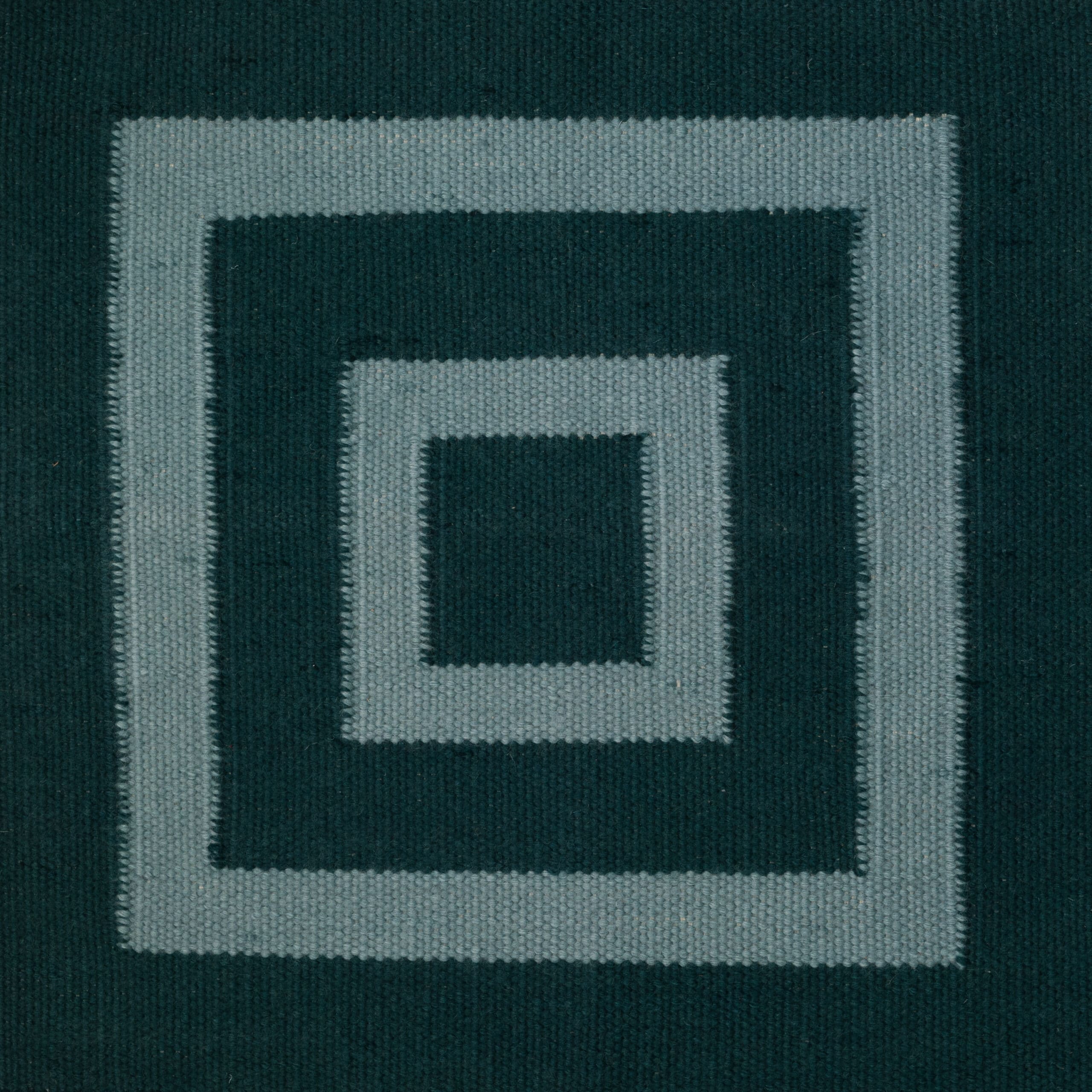 Elizabeth’s Cloth Swedish Frame Group – Elizabeth Eakins