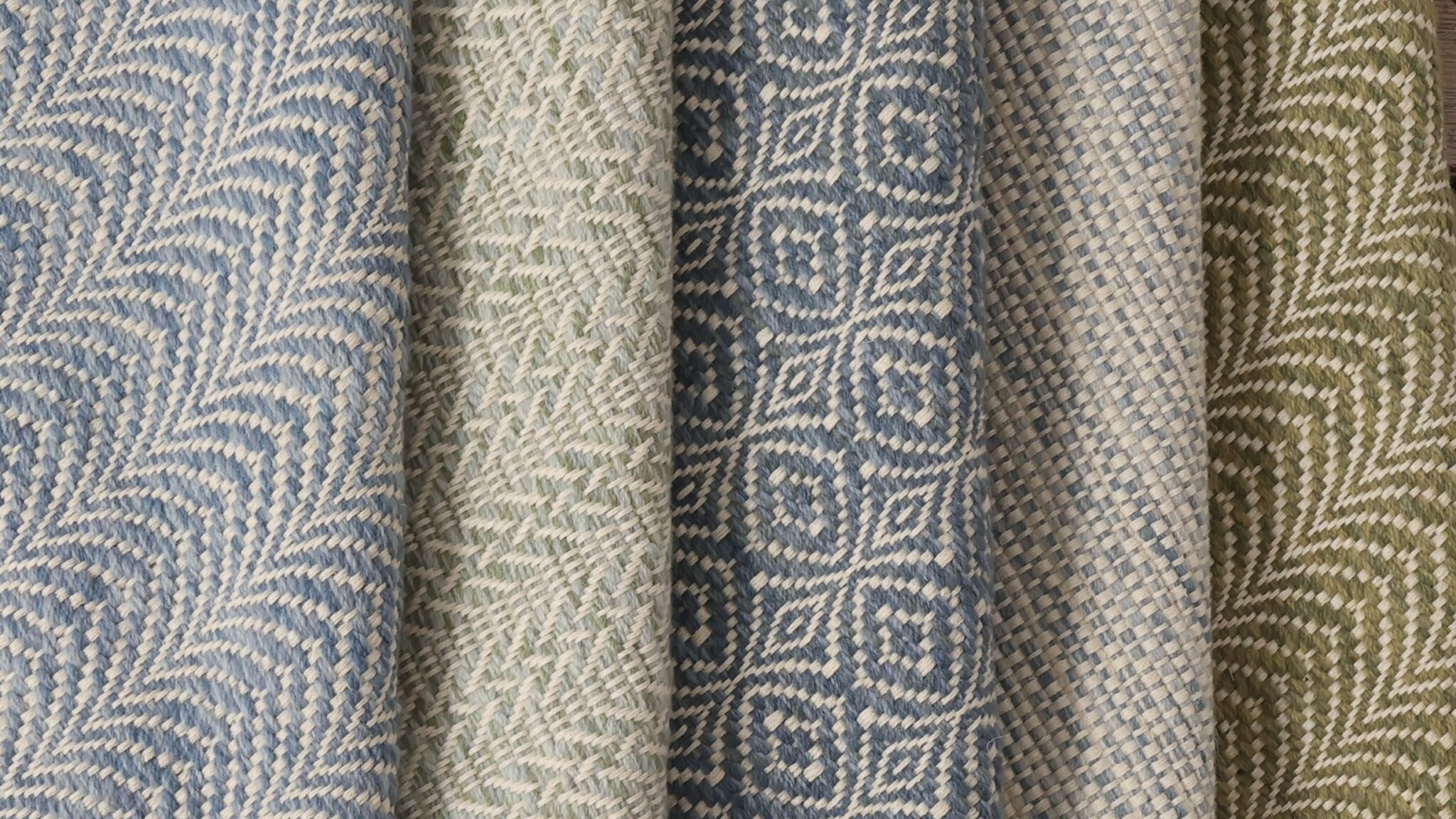 Elizabeth’s Cloth Laredo Plaid Flatweave Group – Elizabeth Eakins